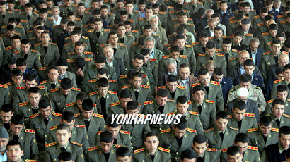 IRAN SOLDIERS FRIDAY PRAYER