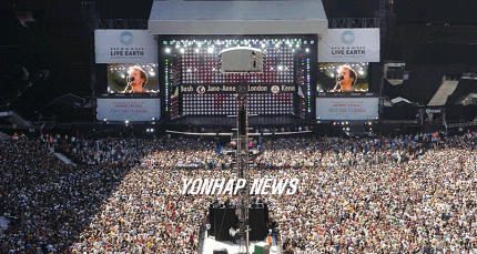 APTOPIX BRITAIN LIVE EARTH CONCERT (AP)