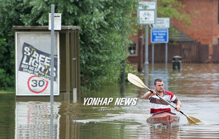 BRITAIN FLOODS GLOUCESTERSHIRE