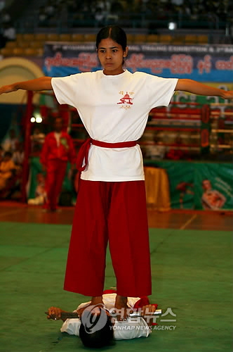 MYANMAR TRADITIONAL THAING EXHIBITION