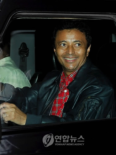 MADAGASCAR RAVALOMANANA