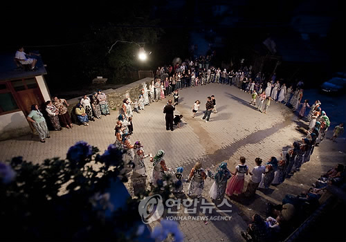 SERBIA KOSOVO FEATURE PACKAGE TRADITION WEDDING