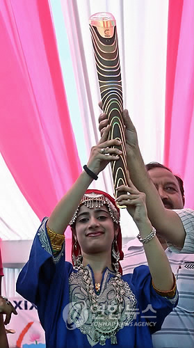 INDIA COMMONWEALTH GAMES QUEEN'S BATON
