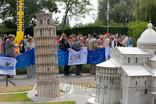 BELGIUM EU MINIEUROPE BELGIAN EU PRESIDENCY