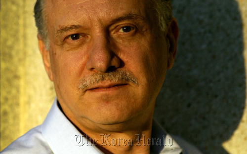 Daniel Catan, opera composer and librettist, dies at 62