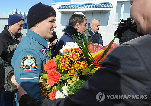 KAZAKHSTAN NASA EXPEDITION 34 SOYUZ LANDING