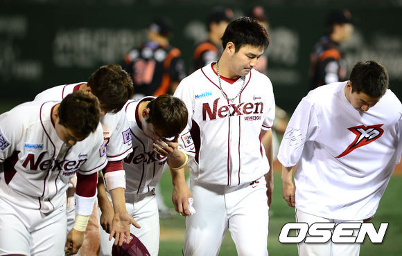[사진]넥센, '패배에 아쉬워'