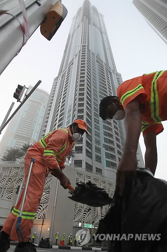 UAE TORCH SKYSCRAPER FIRE