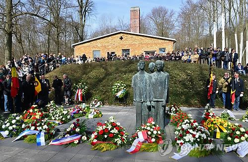 GERMANY MITTELBAU-DORA CAMP LIBERATION