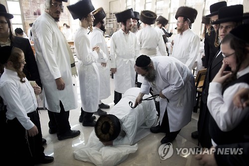 ISRAEL YOM KIPPUR JEWISH HOLIDAY