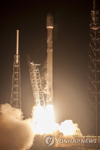 USA SPACEX ROCKET LAUNCH