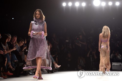 AUSTRALIA FASHION WEEK 2016