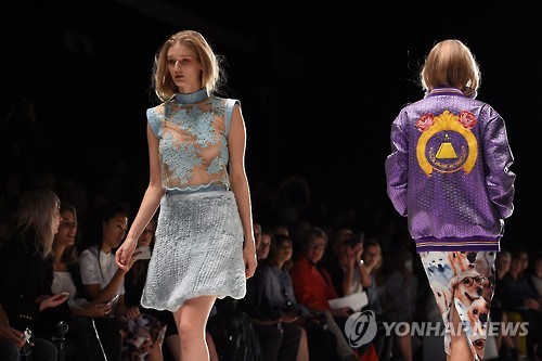 AUSTRALIA FASHION WEEK 2016