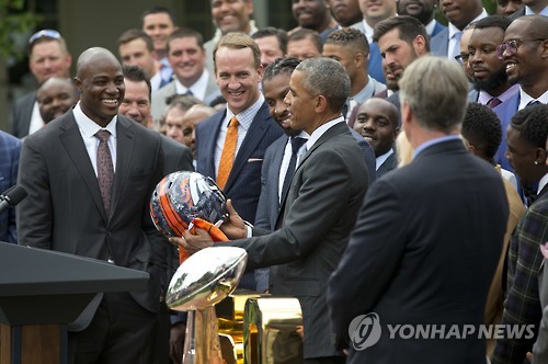Obama Broncos Football