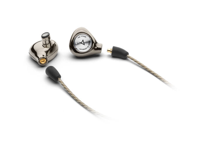 아스텔앤컨 신모델 'AK70' 국내 출시