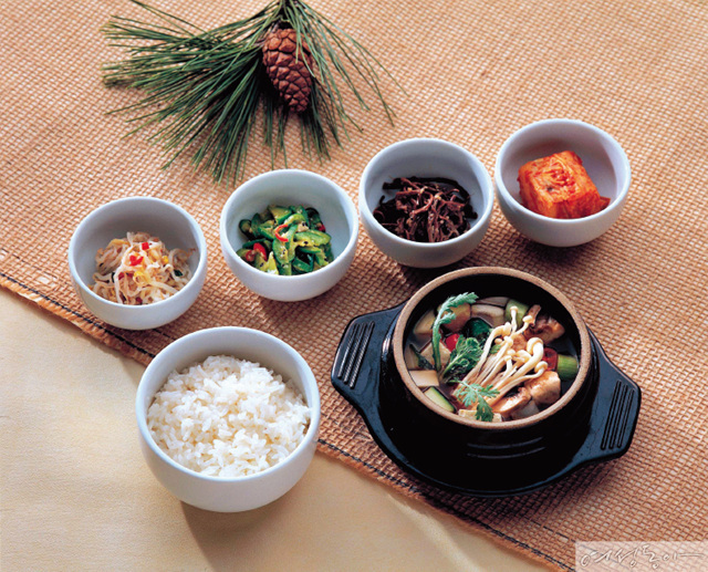 [#insadol] 한국인의 잇몸을 지켜온 인사돌