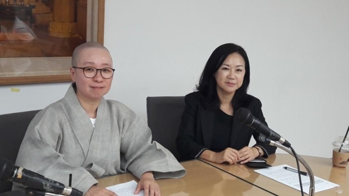 '한국 여성운동의 시초' 일엽스님 평전 첫 출간