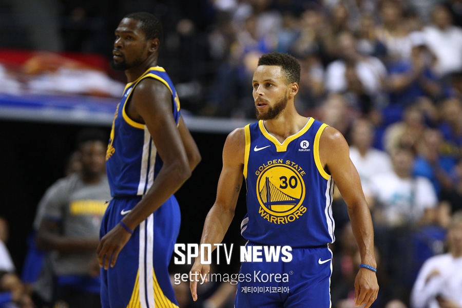 '실책 24개' 4쿼터 자멸한 GSW, 디트로이트에 패배