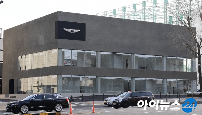 [포토]제네시스 강남, EQ900·G80·G70 한자리에