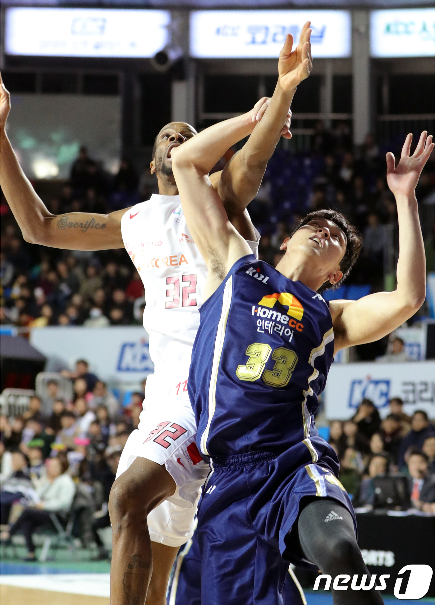 '2위 놓고 치열한 KCC-SK'