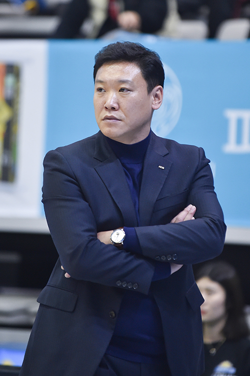 [W라커룸에서] '1승이 급한' KDB-KEB, 강이슬 움직임에 주목