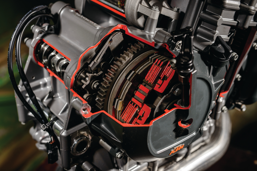 790 DUKE의 새로운 LC8c엔진 | 모터바이크