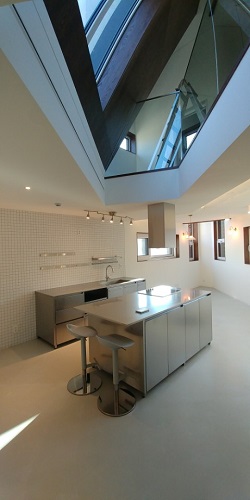 '리스퀘어산업(lisquare)', 나만의 맞춤 스텐싱크대·아일랜드 제작 설비 구축