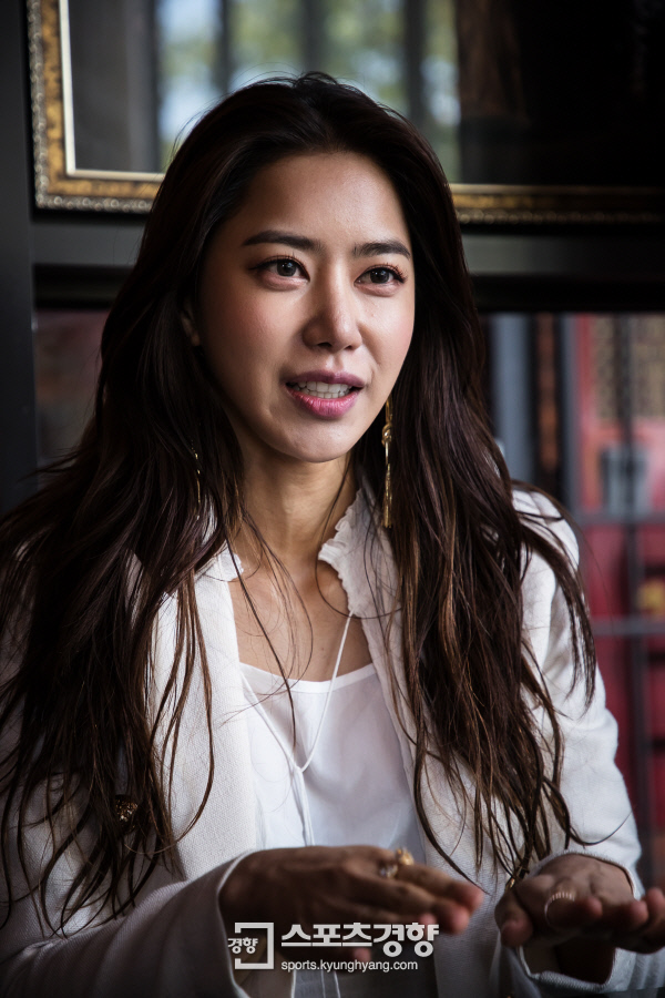 [스경포토] 머슬마니아 그랑프리 수상자 김근혜