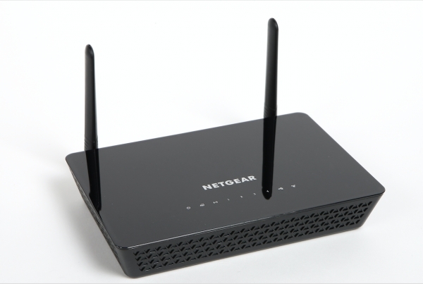 [IT리뷰-넷기어 R6220] 적절한 기능과 빠른 속도의 중급형 공유기