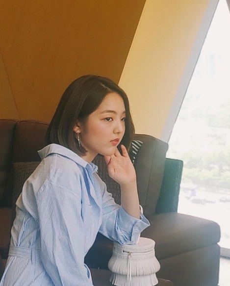 Seo Shin-ae , a visual 'single-inducing person' with mature beauty