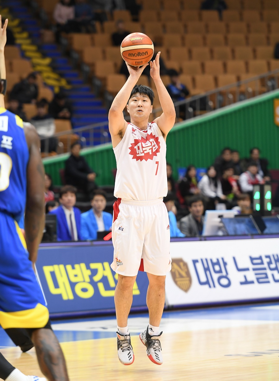 [KBL] FA 협상 마감..전정규·천대현 등 은퇴