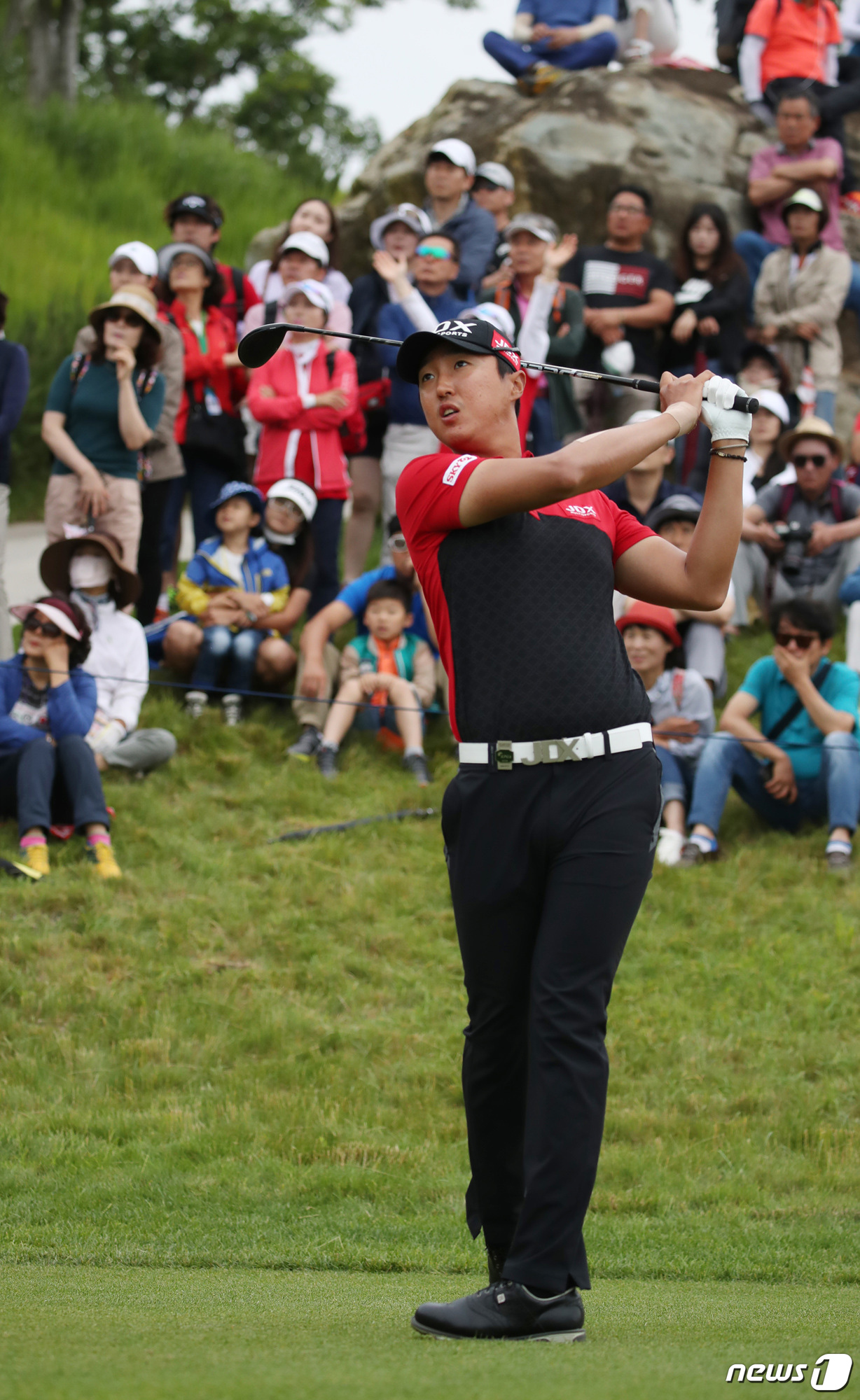 변진재 '깔끔한 티샷'