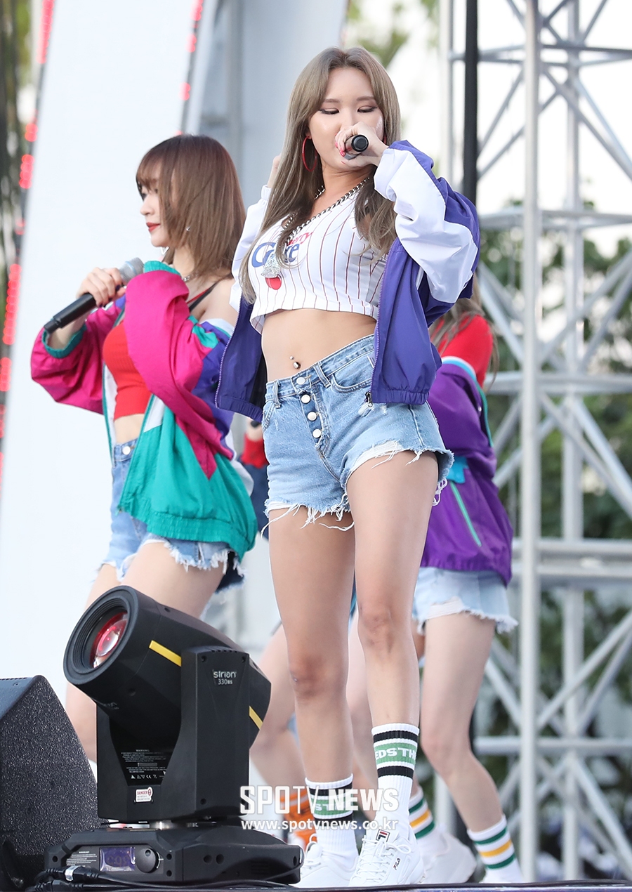 [포토S] EXID LE, 영동대로 달구는 후끈한 무대