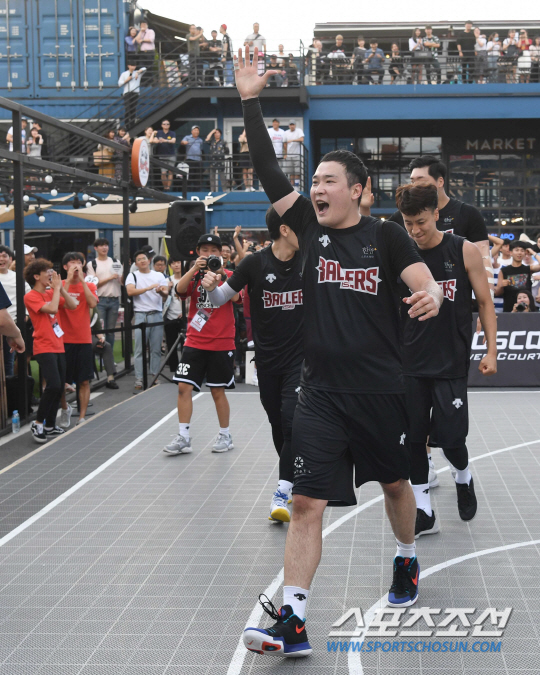 [3X3]'김민섭 역전 버저비터' ISE, CLA꺾고 3대3프로리그 초대 챔피언 등극