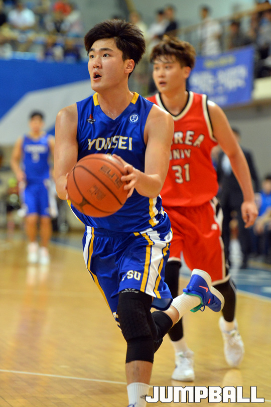 [JB포토]연세대 천재민 '상대 림을향해'