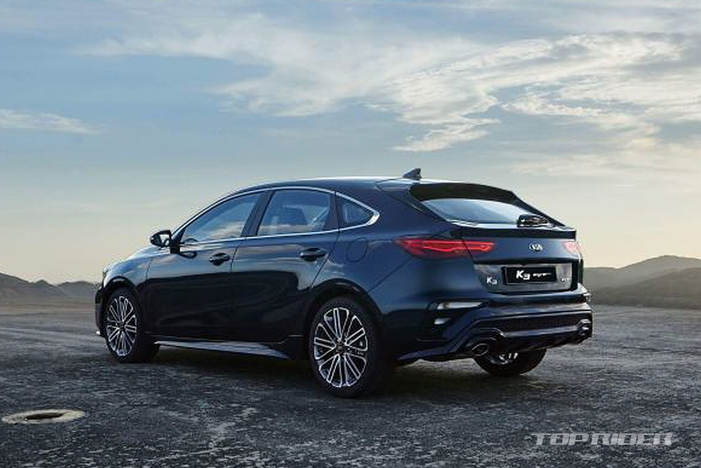 실차로 포착된 'K3 GT 5도어', 패스트백 스타일 | 탑라이더