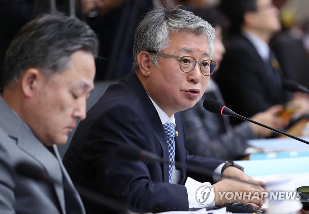 질의하는 조응천 의원