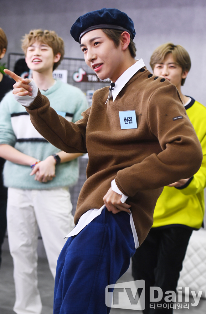 [TD포토] NCT DREAM 런쥔 '女心 흔드는 미소'