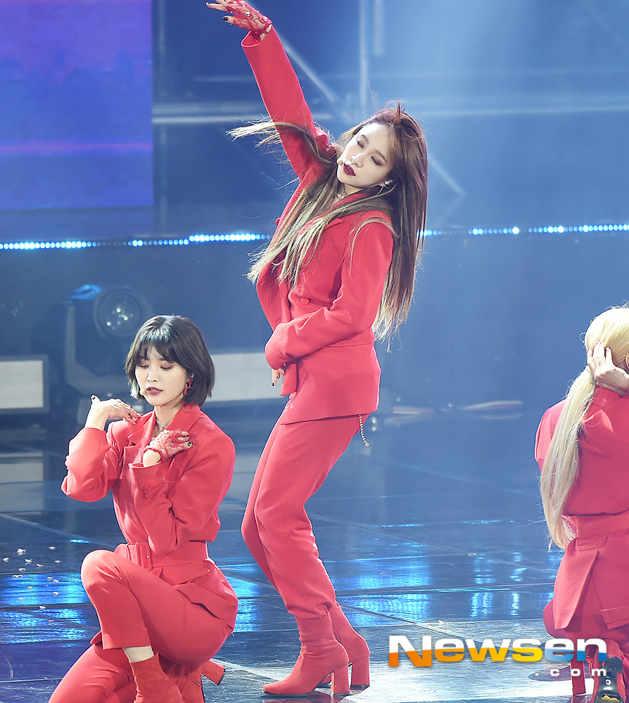 EXID 하니 '무대를 느끼며~' [포토엔HD]