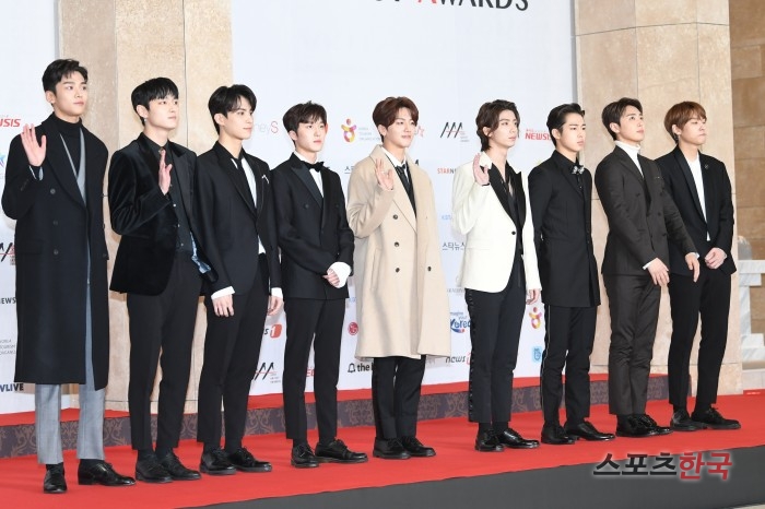 SF9, 훈훈한 보이그룹(AAA)