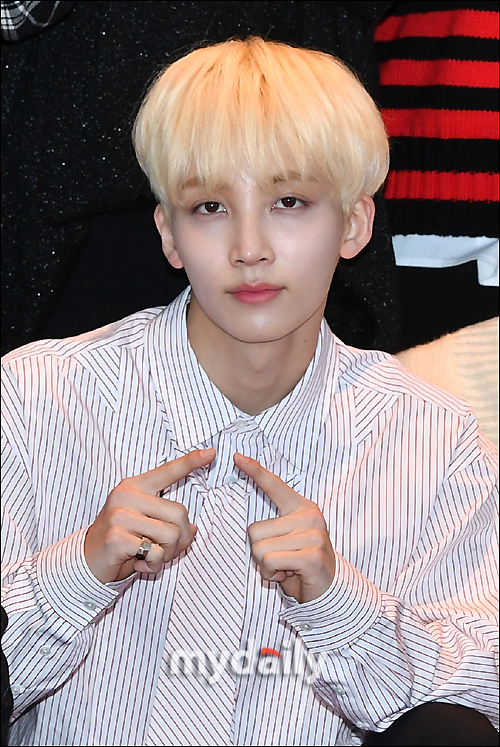 Seven teen Jeong-han, 'Lightening Look'