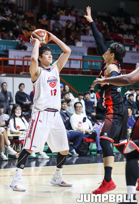 [기록] '포인트 포워드' 함지훈 개인 통산 2000어시스트 달성..KBL 역대 15호