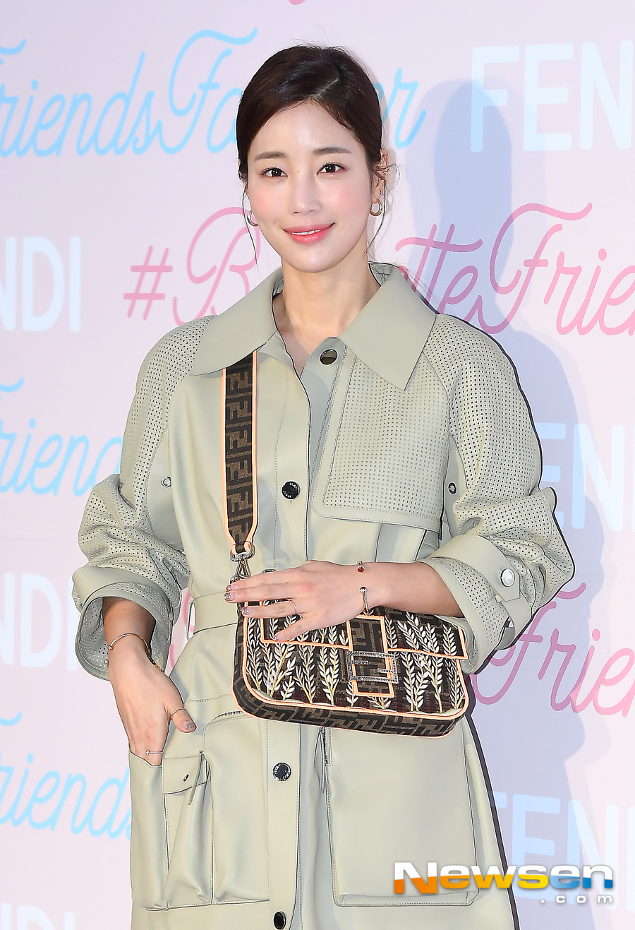 기은세, 핑크빛 미소~[포토엔HD]