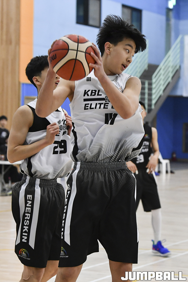 [JB포토] KBL 유스 엘리트 중등부 '리바운드는 내꺼야'