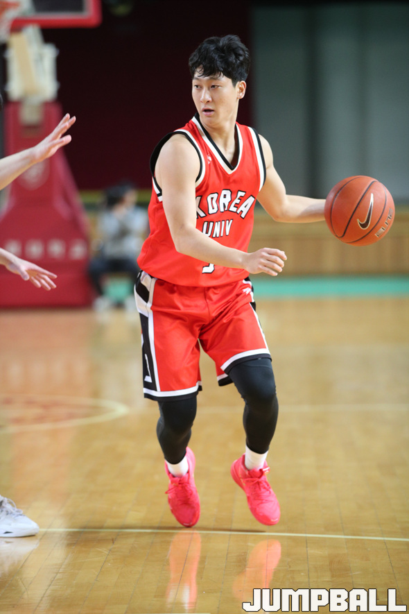 '주희정의 성실함' 본받은 고려대 김형진 "팀 조직력이 최우선"