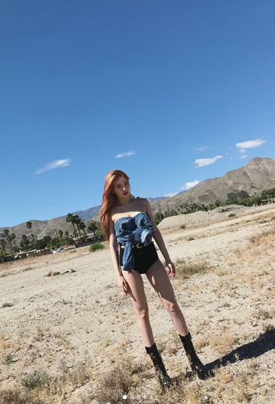 현아, 종잇장 같은 몸매 '164cm 44kg 몸매 드러내며..'