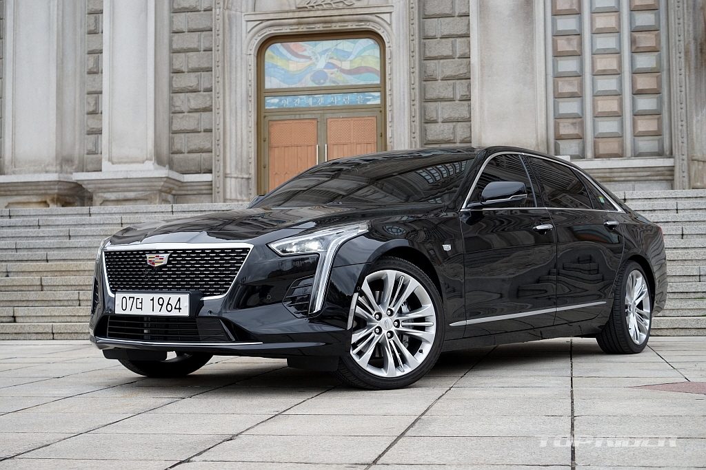 [시승기] 캐딜락 REBORN CT6, 역대급 상품성으로 무장
