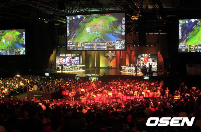 베트남 전 국가주석 별세.. MSI 플레이-인 스테이지 일정 변경 [Oh!쎈 LOL]