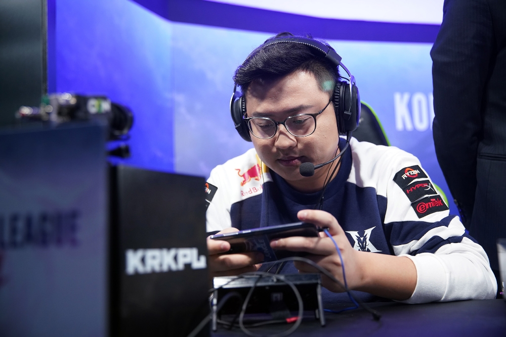 [KRKPL] 초반 주도권 장악한 킹존, VSG에 3대0 승리