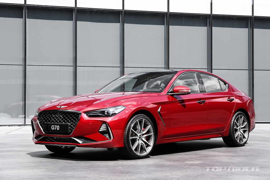 해외에만 출시된 제네시스 G70 수동, 판매량은? | 탑라이더